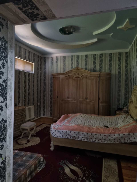 7 xonali uchastka sotiladi