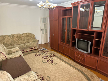 Сдаётся 3 х ком квартира в районе Фрунзе