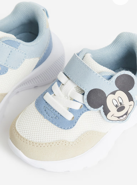 Детские легкие кроссовки Mickey для мальчиков H&M Англия 22 размер