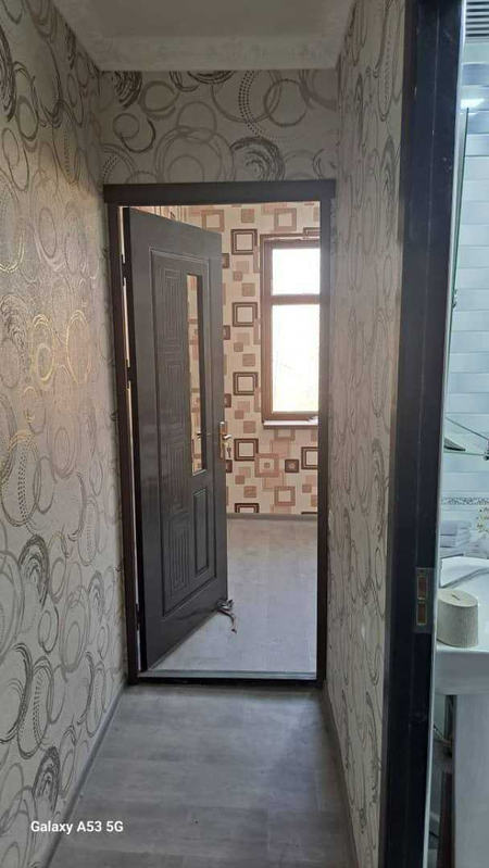 2 хоналик 4 этаж Центральный аптека