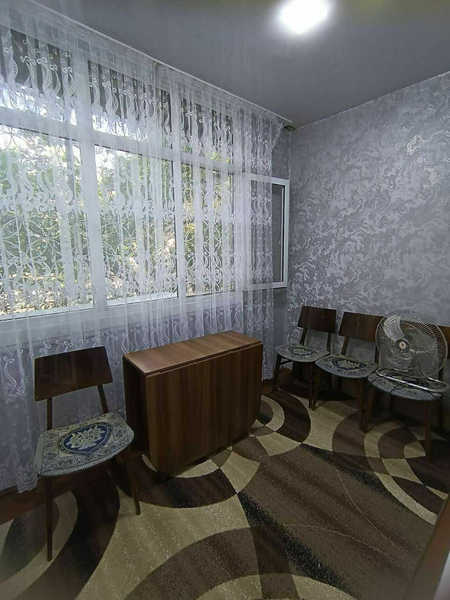 Парус/Чиланзар-6кв 1-комн. ПУСТАЯ+ Холодильник +Палас 250 у.е + МАКЛЕР
