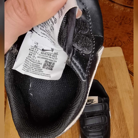Кроссовки Nike детские черные 19.5 р оригинал