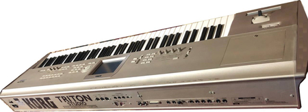 ситезатор Korg Triton