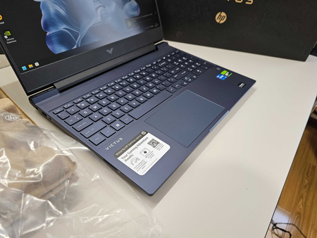 ПРОДАМ VICTUS 15 Gaming Ноутбук Core™ i5-13420H/8GB/512SSD/RTX3050-6GB