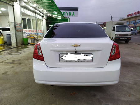 Продаётся Lacetti