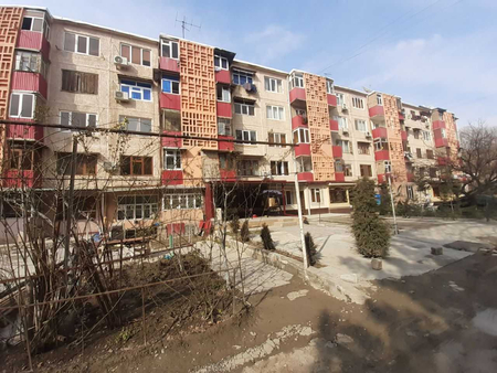 Сдаётся 2-ух комнатная квартира.