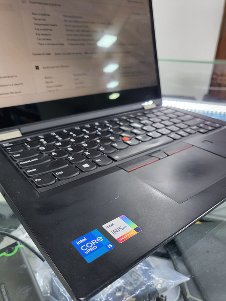 Sensorli noutbuk Lenovo ThinkPad 11 Avlod