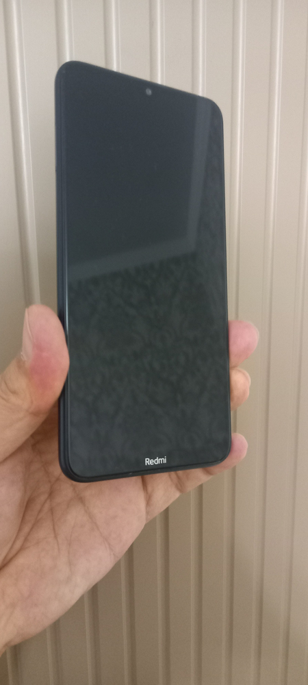 Redmi 8A sotiladi \\nHolati yaxshi \\nXotira 32Gb \\nHamma joyi ishlidi \\nDok