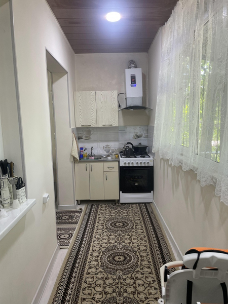 Срочно Продается 4 комнатьная квартира срочно