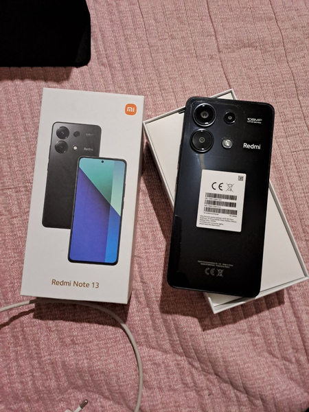 Redmi note 13 256 GB 8 GB ideal 2 oy ishlatilgan