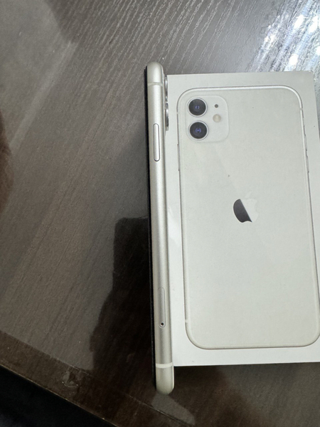 Продается Iphone- 11 айфон. 11 128-гб