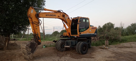 HUNDAY 140 sotiladi