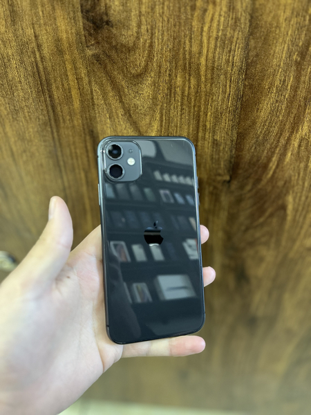 Iphone 11 128 GB qora