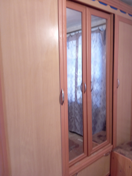 Продам спальный гарнитур