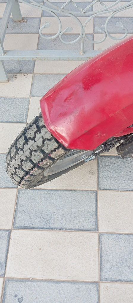 Mototsikl Sotladi500$