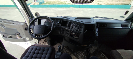Volvo euro 5 sotiladi