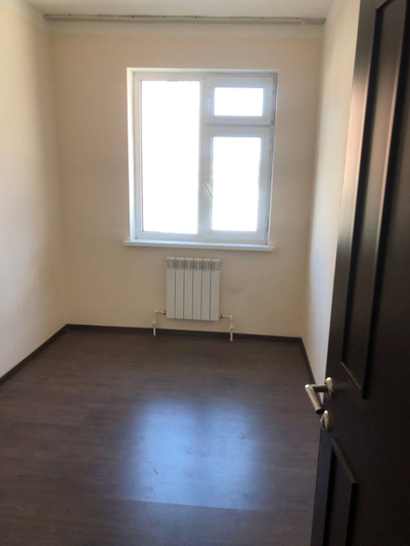 Срочно продаётся квартира янгихаёт 3а худуд рядом метро сергели 3- бек