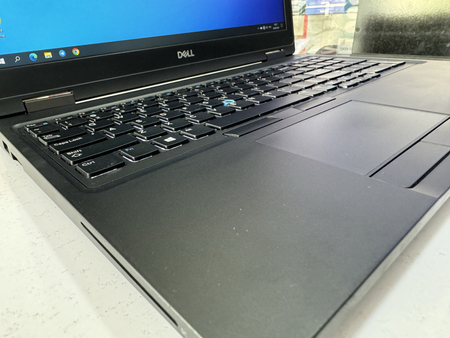Dell amerikanski core i7 H protsessorga ega igravoy noutbuk