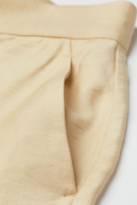 легкие струящиеся летние брюки h&m на завышенной талии