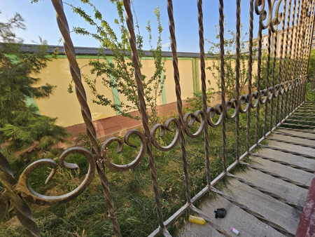 \ЯнгиЧоштепа.2Хона.РАЗДЕЛНЫЙ,58м².1 Етаж.Ар.Метро-1 бек,