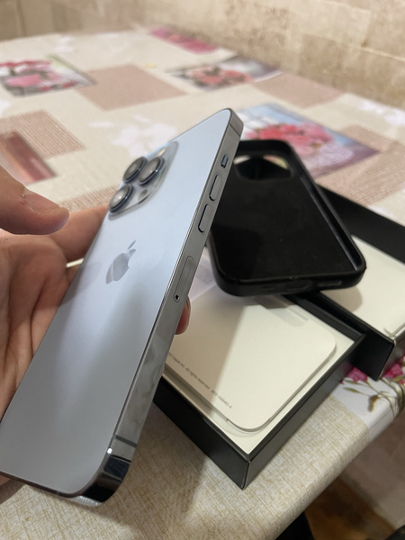 Iphone 13 pro LL/A. Ideal