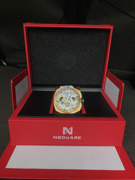 Naquare orginal clock