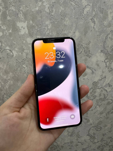Iphone xs sotiladi srochna