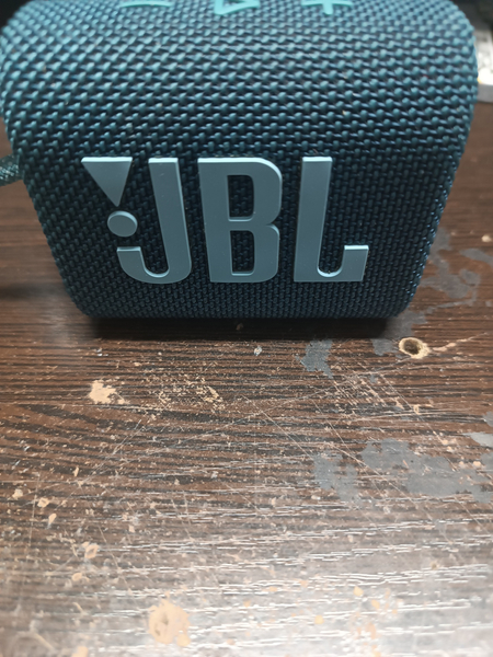 Продаю колонку JBL оригинал