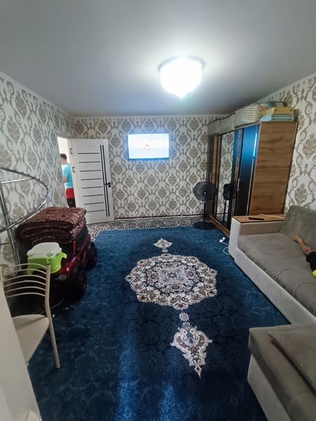 Кирпич 2 х ком Спутник 5. 57 м2. 2/2эт. Балкон 2 на 6. железная дверь
