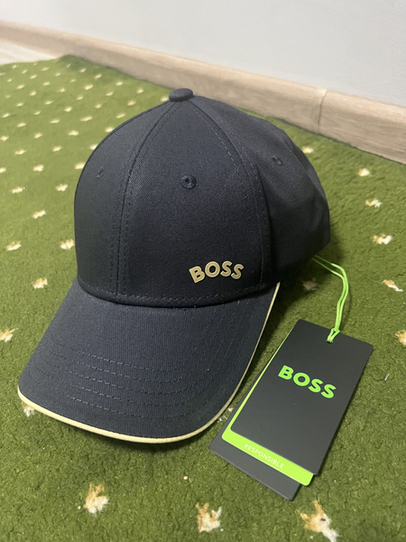 Boss kepka sotiladi