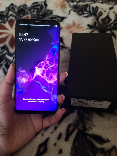Продаётся телефон Самсунг S9+