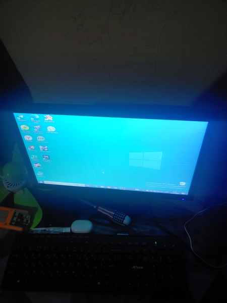 Samsung manitor 19 tali