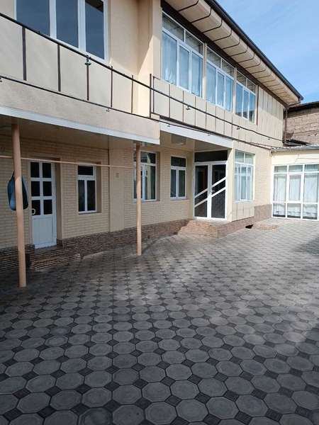 Продается 2-х этажный дом