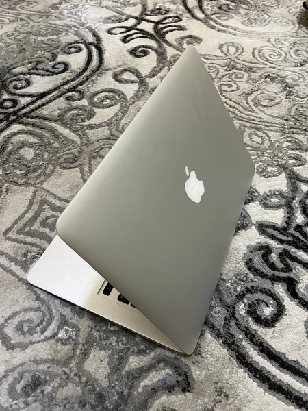 MacBook 2017 Monterey core i3 , 8/128,СРОЧНО!