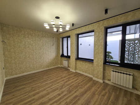 Продается новый Евро дом в Центре Луначарском ( 2 сотки )