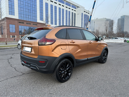 Lada X-Ray Cross