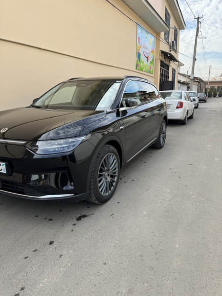 Leapmotor C11 650km фулл с доп опциями с люком