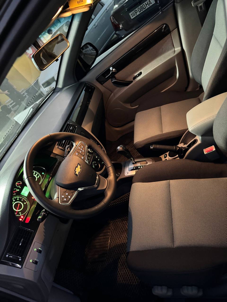 Lacetti 3 pozitsiya 2023 yil 3700 probeg Bez Lyuk