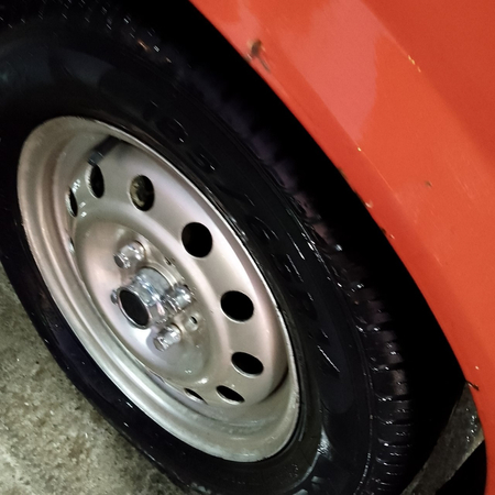 Vaz 2105 sotiladi