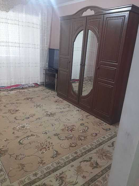Продаю свою однокомнатную квартиру (32) в Яшнабадском районе