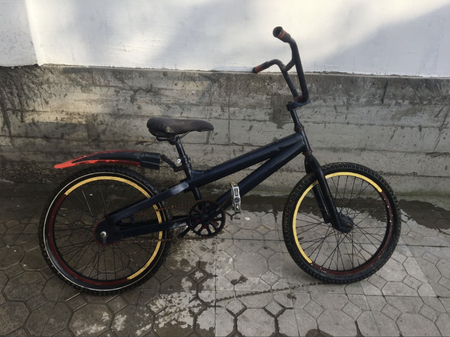 Velosiped sotiladi 20 kelishtirib beriladi
