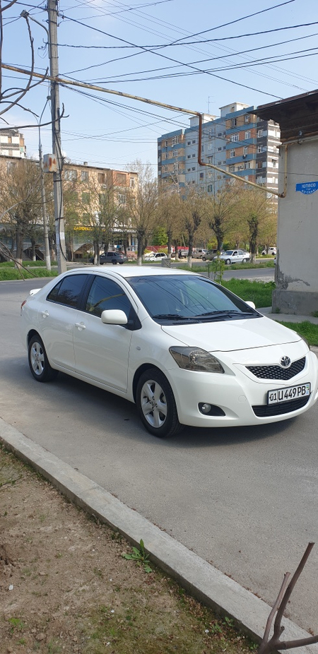 Продаётся Тойота ЯРИС