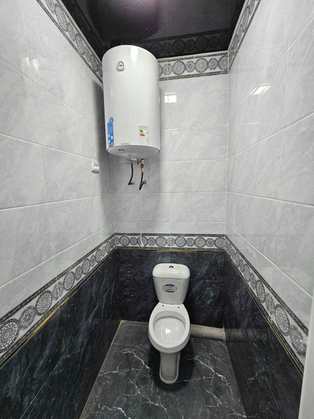 3 xonali 86m² 4-qavat sotiladi.