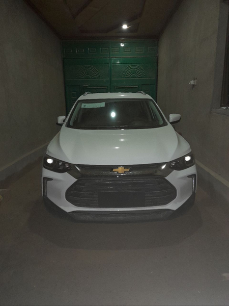 Tracker 2 ltz sotiladi 2 pozitsiya yangi