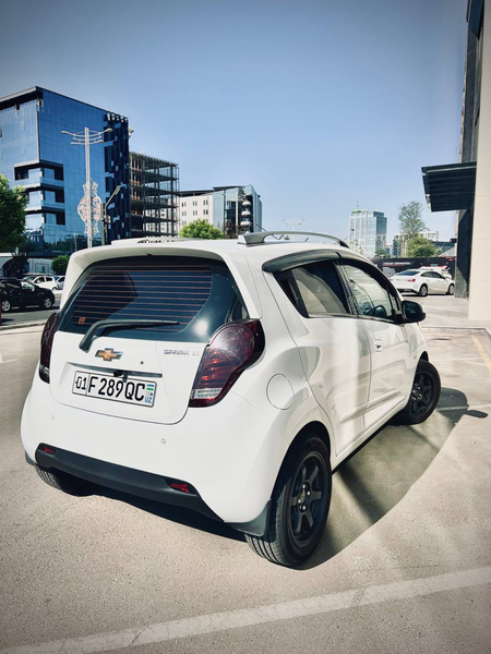 Срочно продается Chevrolet Spark 2022 года