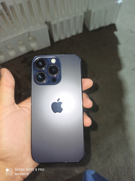 Iphone 14 pro sotiladi ideal xolatda realni oladiganla tel qilila
