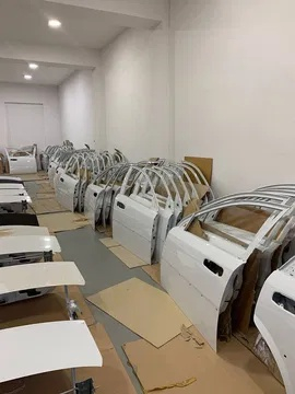 Kuzov detallar sotiladi Yengi Zavod detallar