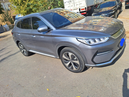 BYD song plus flagship