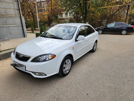 Lacetti jentra qilingan