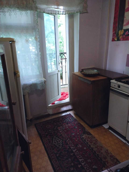 «М.ГОРЬКИЙ» Метро  2-комнатная, с Обстановкой,  4 - СТУДЕНТАМ.